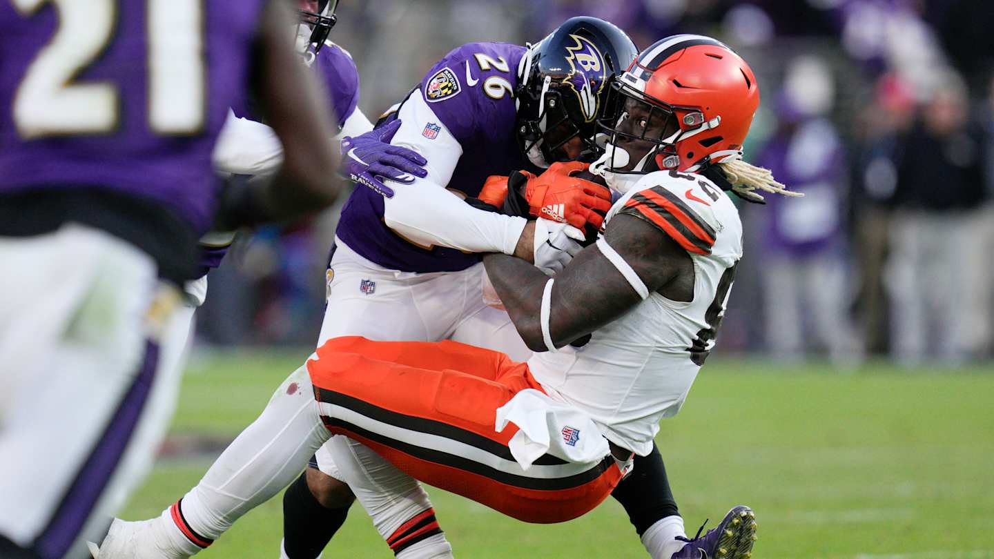 Analysis of NFL Free Agents Sees Matches with Tennessee Titans for ...