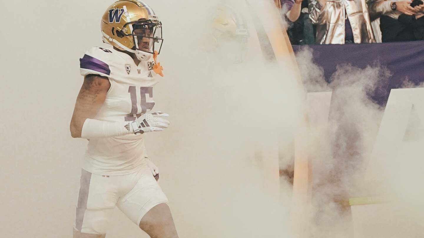 At the Corner of Bryant, Reed and Presley Is a Lot of Husky DB Talent ...