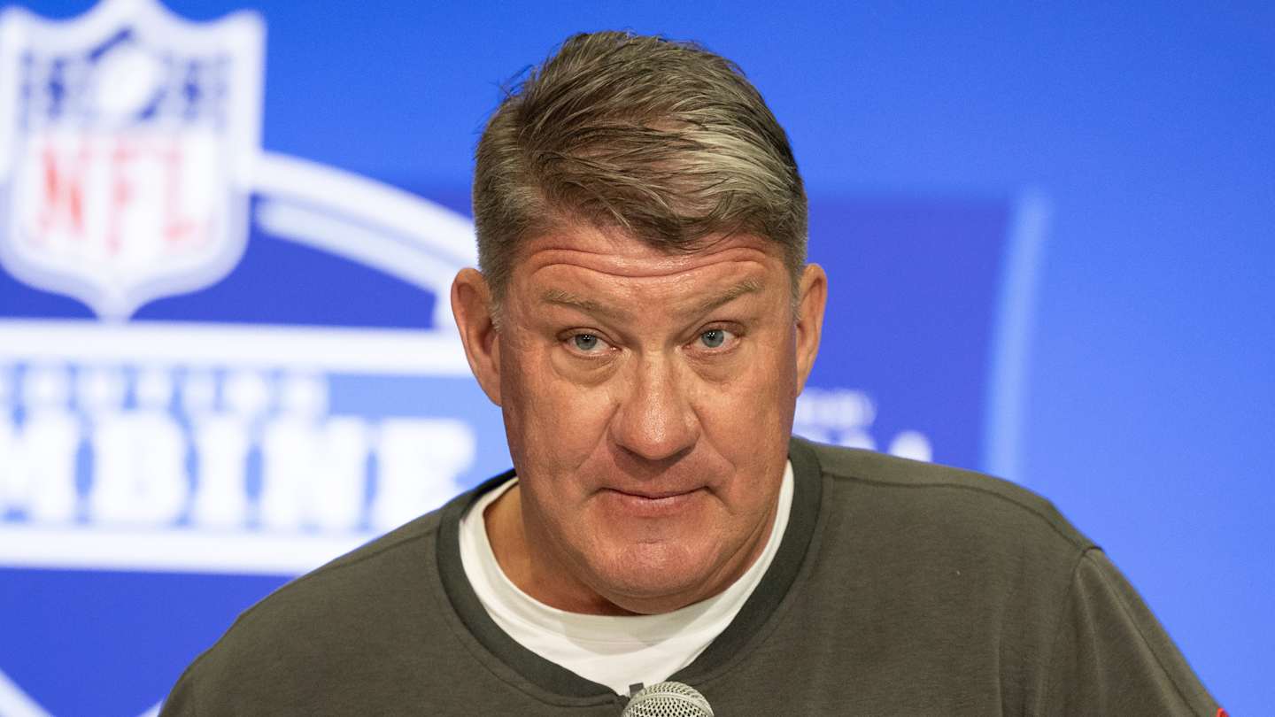 NFL Free Agency Tracker: Buccaneers Free Agent Pass Rusher Signs With ...