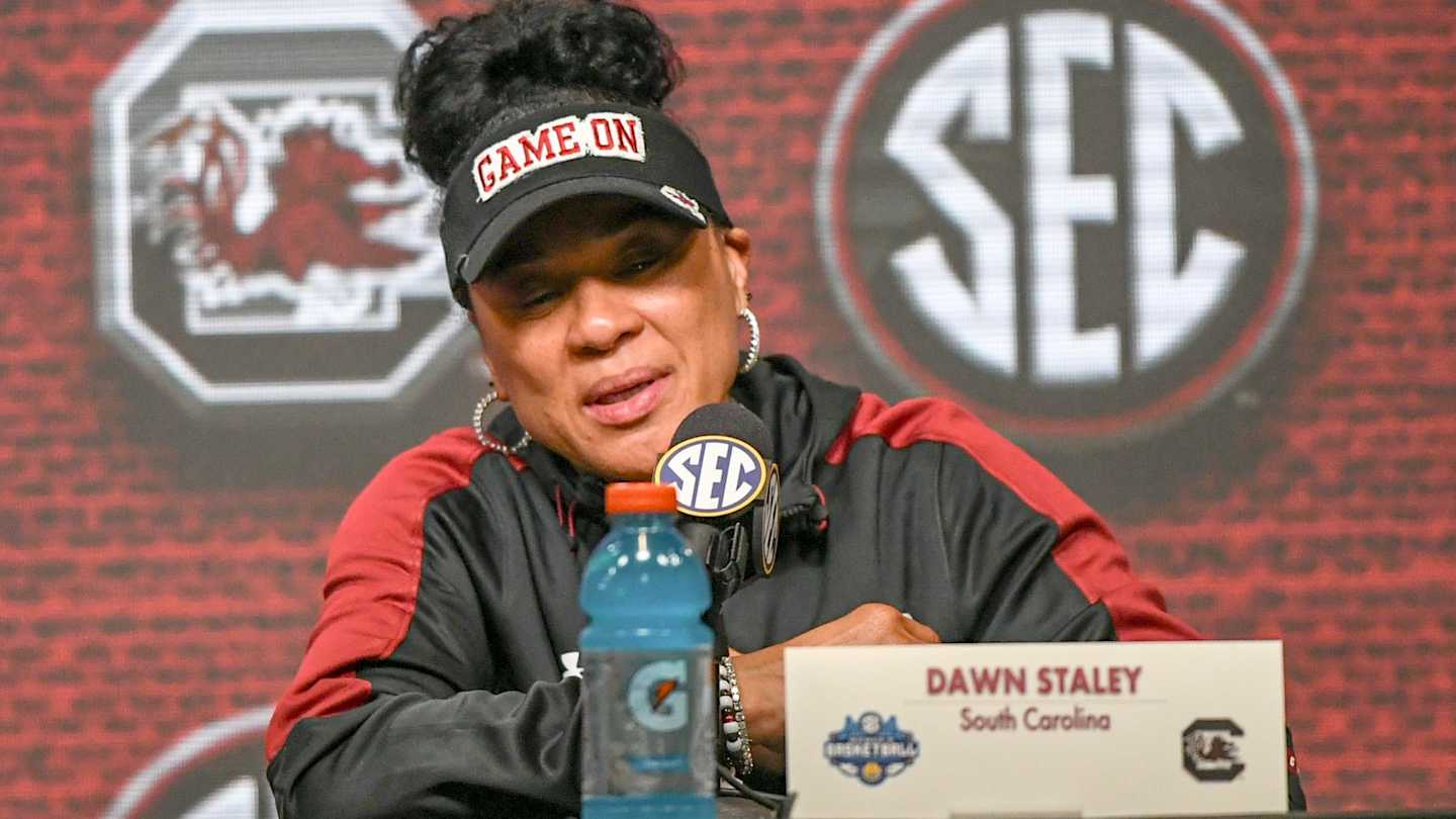 Dawn Staley Recalls Last Few Possessions In Late-Game Thriller Vs ...