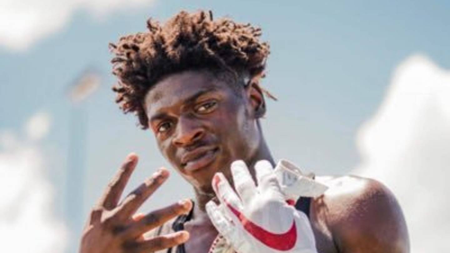2025 4-Star Athlete Commits to Alabama Football - Sports Illustrated ...