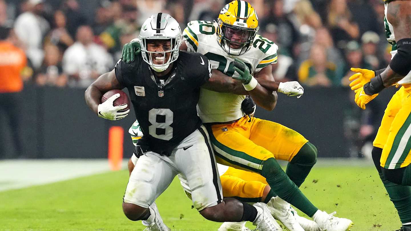 New Packers RB Josh Jacobs Ready to ‘Work’ After Dismal 2023 - Sports ...
