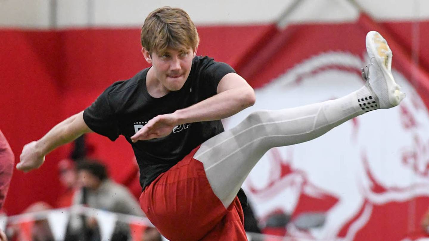 Hogs' Cam Little on Pro Day Workout - Sports Illustrated All Hogs News ...