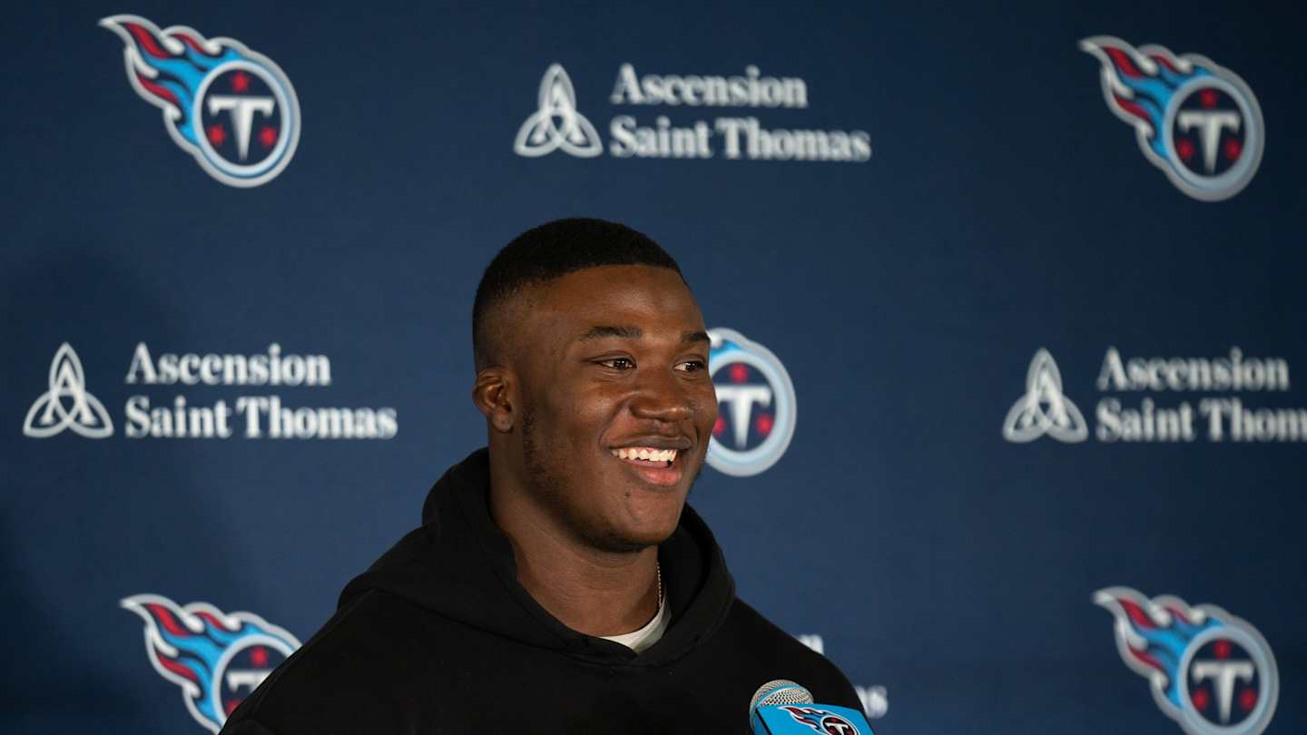 Kenneth Murray Breaks Silence After Leaving Chargers in Free Agency ...