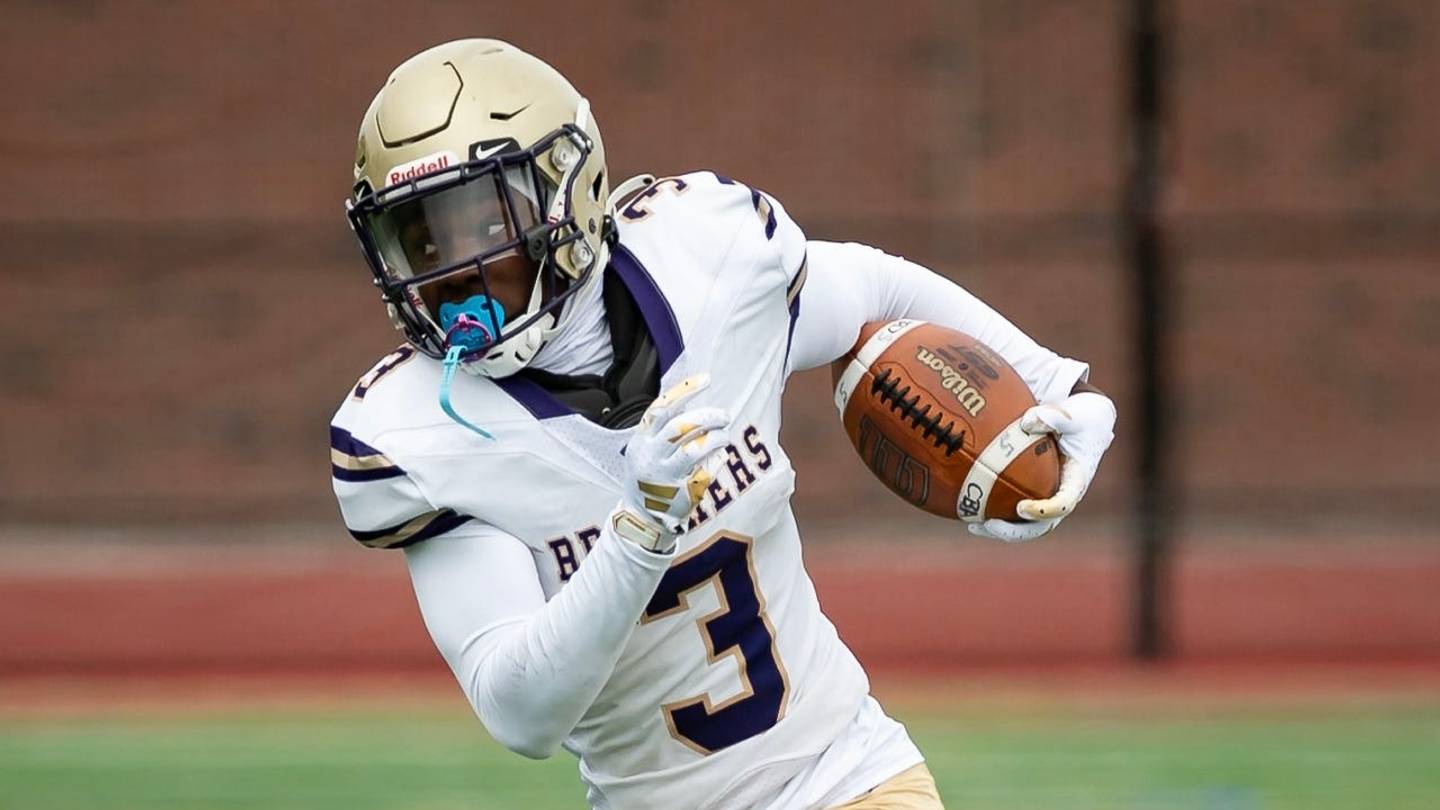 Darien Williams Commits to Syracuse Football - Sports Illustrated ...
