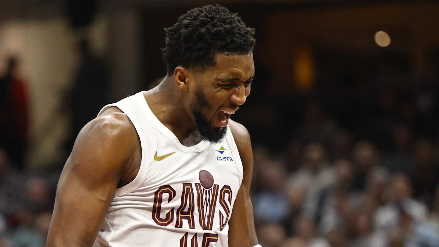 BREAKING: Donovan Mitchell's Injury Status In Cavs-Rockets Game - Fastbreak on FanNation