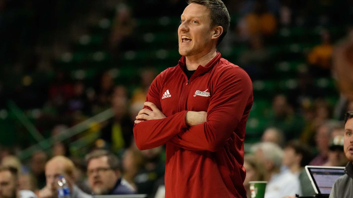 Assistant Austin Claunch Leaving Alabama Basketball To Be UTSA Head ...