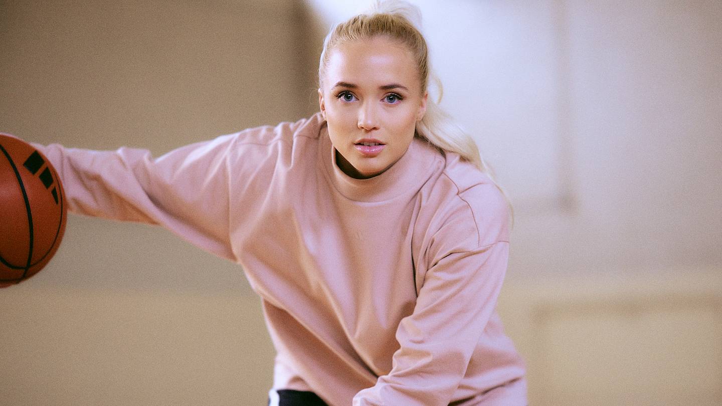 Hailey Van Lith Commercial