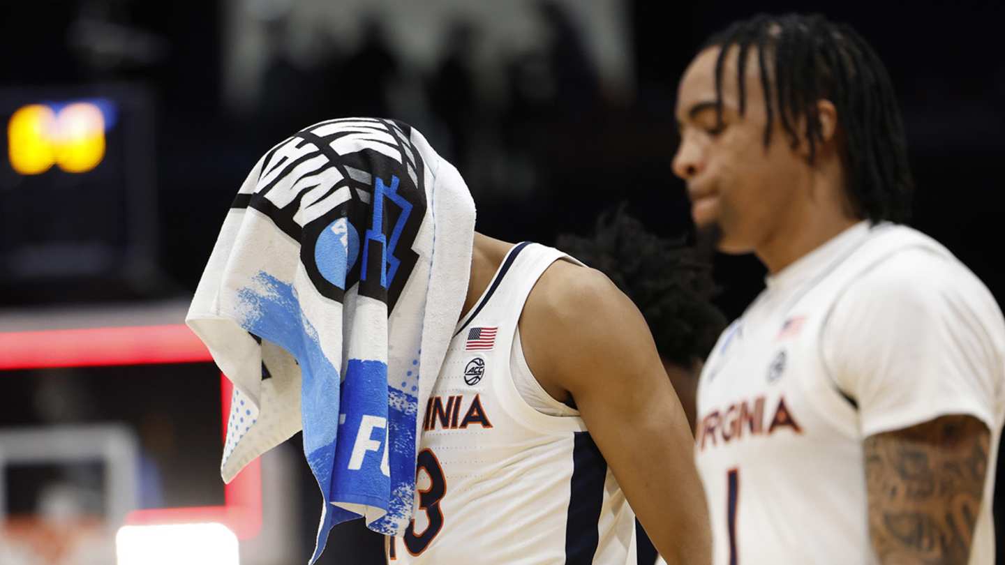 Fan Trolls Virginia Basketball With Perfect T-Shirt Reference to Iowa ...