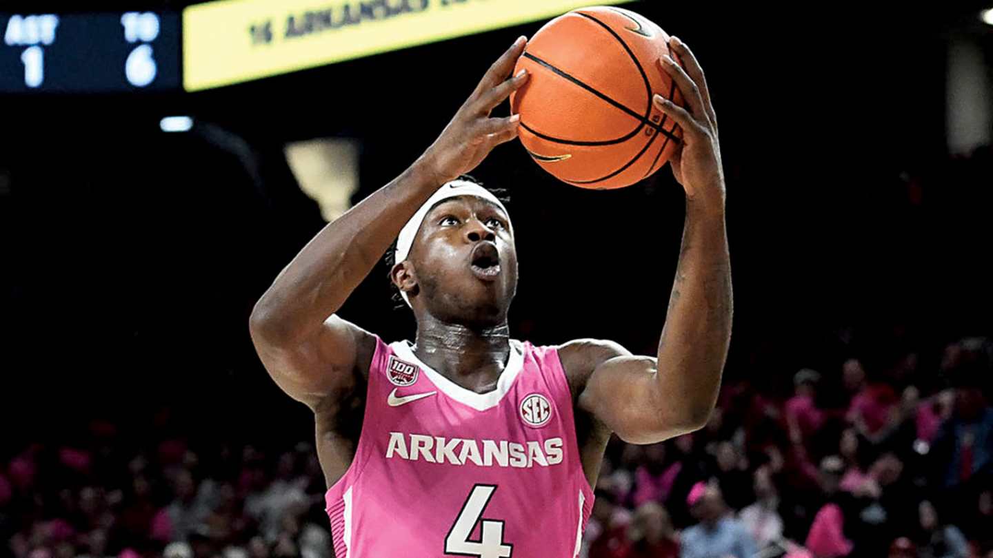 Razorback Basketball Players Lets High Schoolers Load Up With Shopping ...