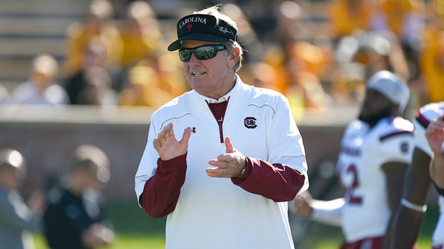 Steve Spurrier Takes Shot at Georgia Bulldogs' 2023 Schedule - Sports ...