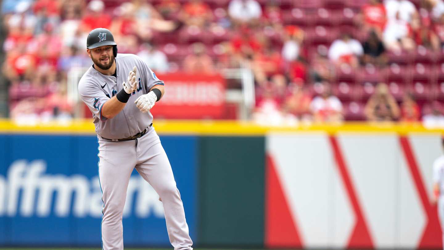 Miami Marlins Trade Deadline Additions Josh Bell, Jake Burger Remain ...