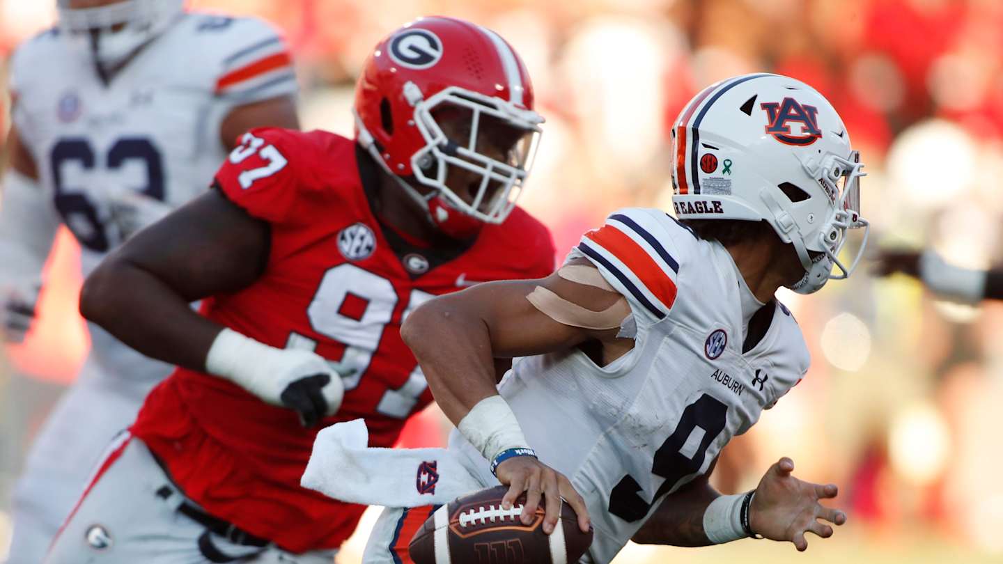 Georgia Football Looks to Stay Big Brother in Rivalry vs Auburn Tigers ...
