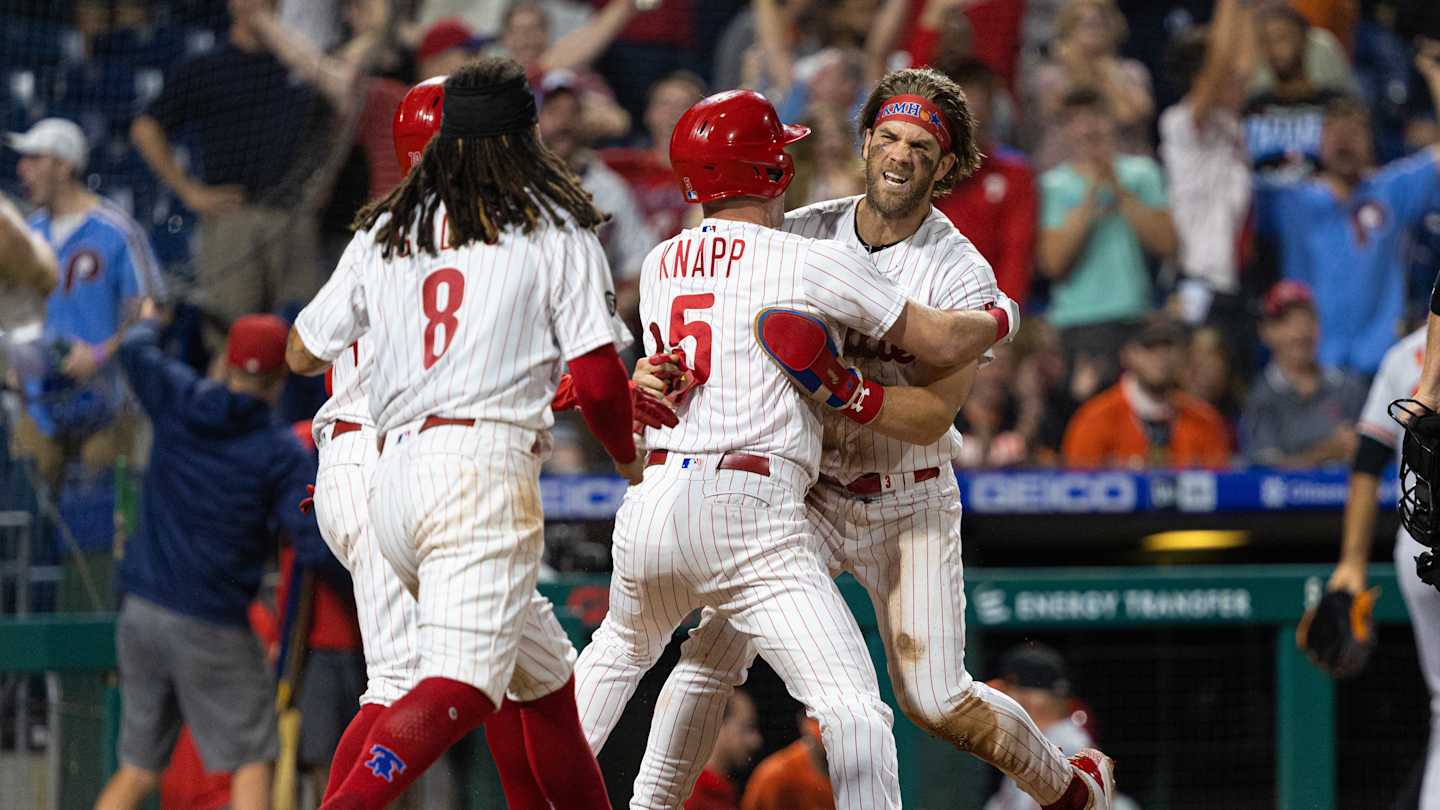 Former Philadelphia Phillies Catcher Signs with Reigning World Series ...