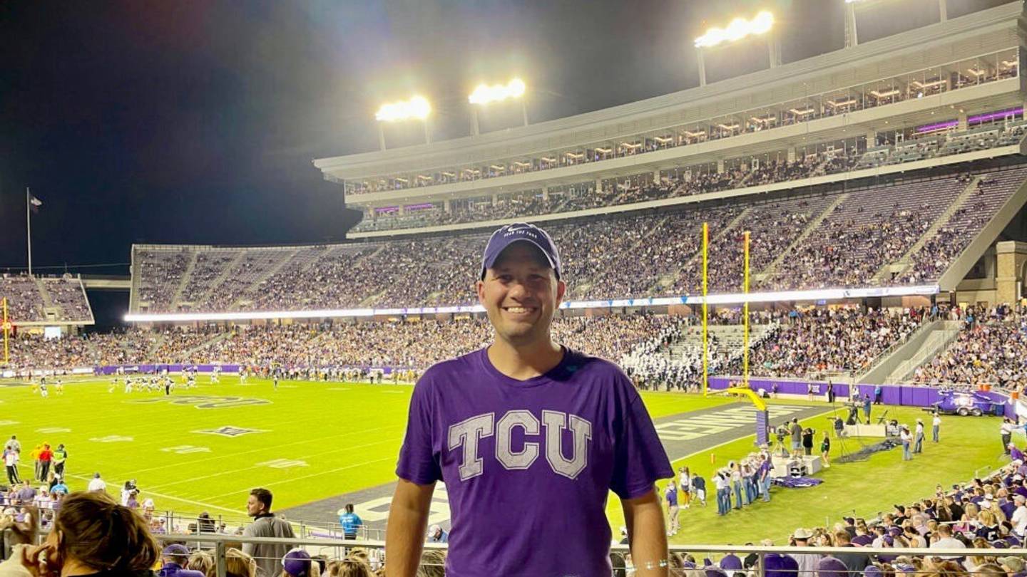 College Football Tour Offers A Comprehensive Gameday Experience ...