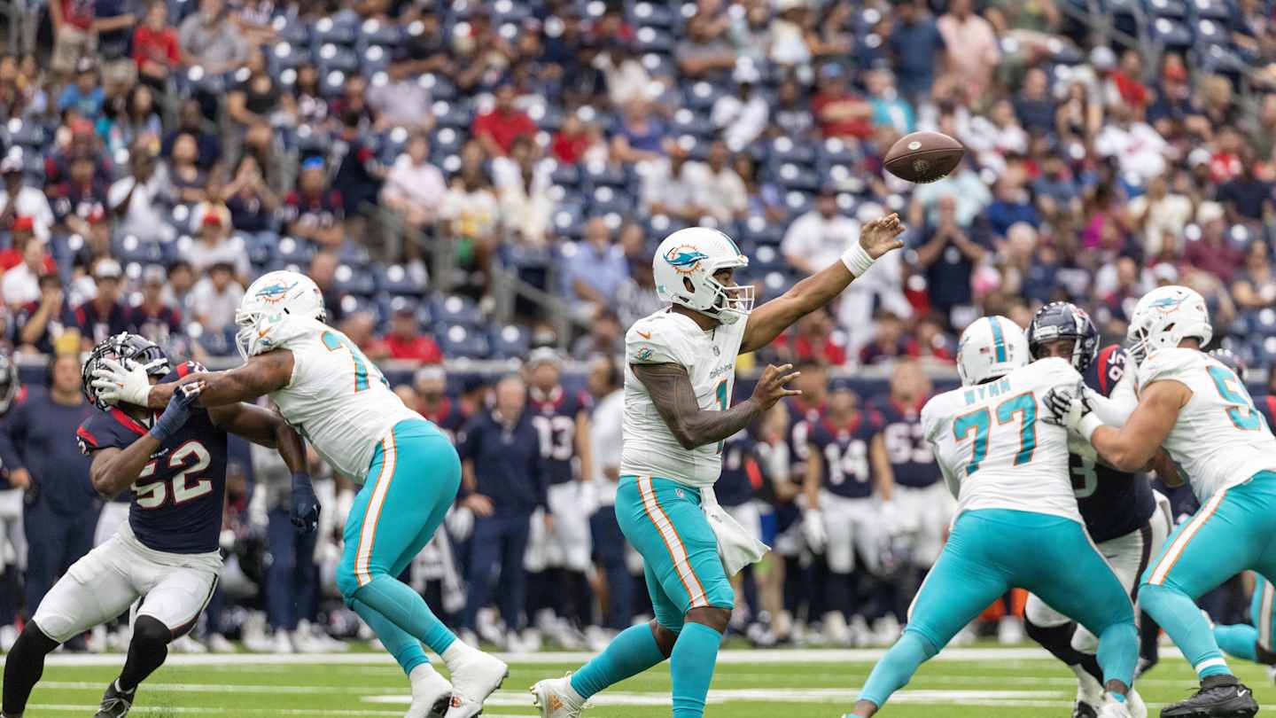 Miami Dolphins running out of contenders for the starting left guard ...