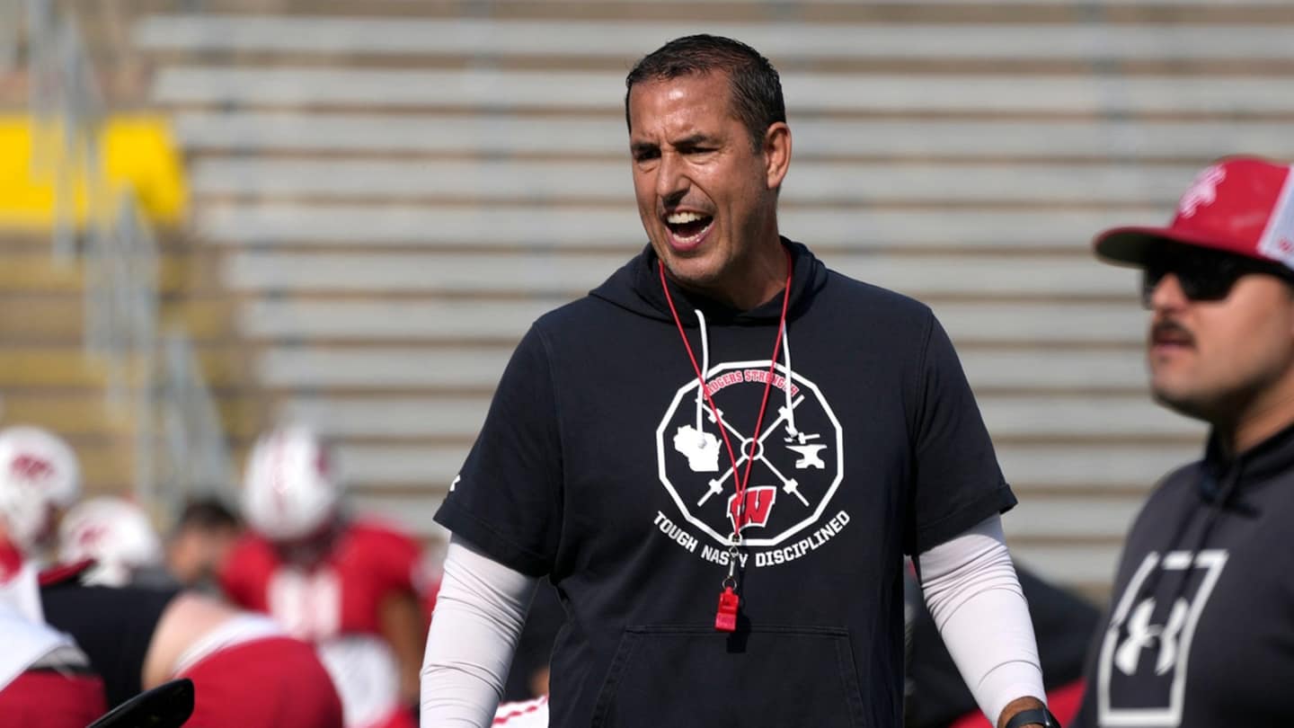 Big Ten Roundup (Aug. 21): Two Key Wisconsin Players Injured ...