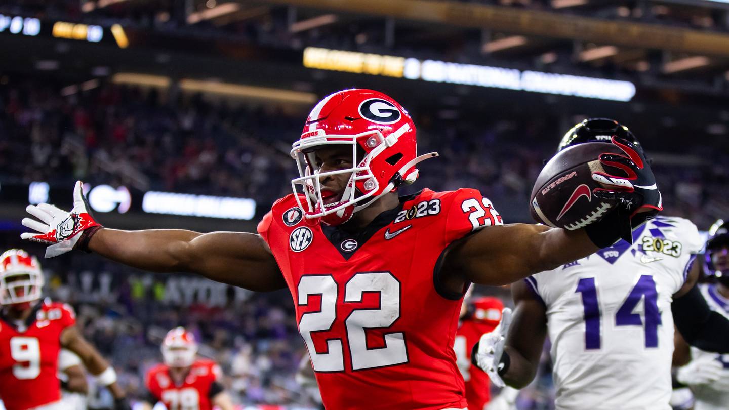 Branson Robinson Out for 2023 Season for Georgia Football - Sports ...