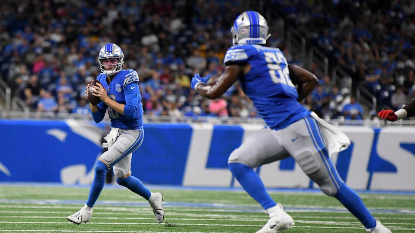 Detroit Lions James Mitchell, Frank Ragnow miss Friday practice ...