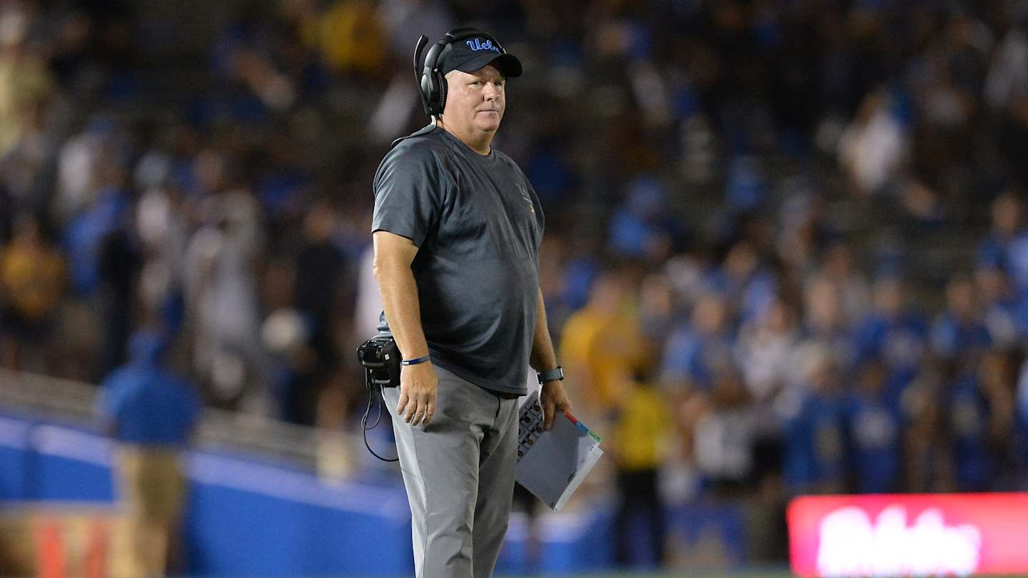 UCLA Football: Chip Kelly Talks About Navigating New Players in Complex ...