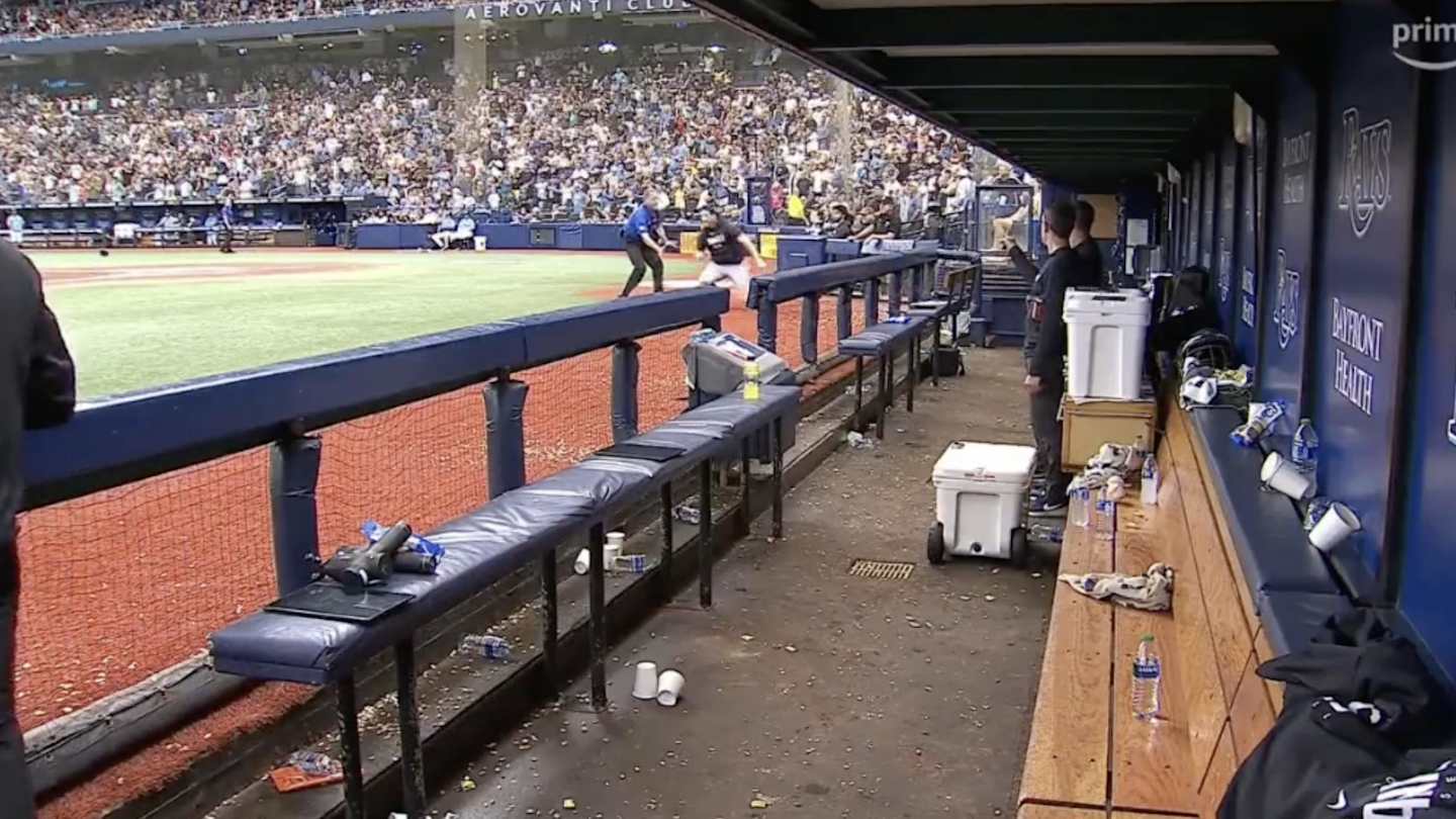 Yankees Pitcher Tripped While Running Out to Fight and MLB Fans Couldn ...