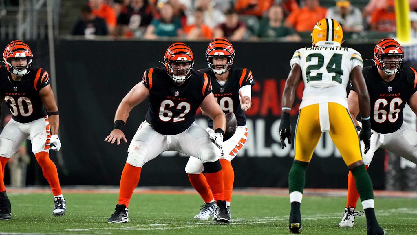 Jaxson Kirkland Among More Than Dozen Former Huskies Cut By NFL ...