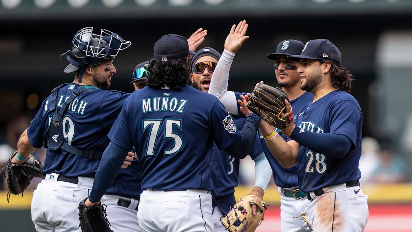 Seattle Mariners Fend Off Oakland Athletics to Set Team Record For Wins ...