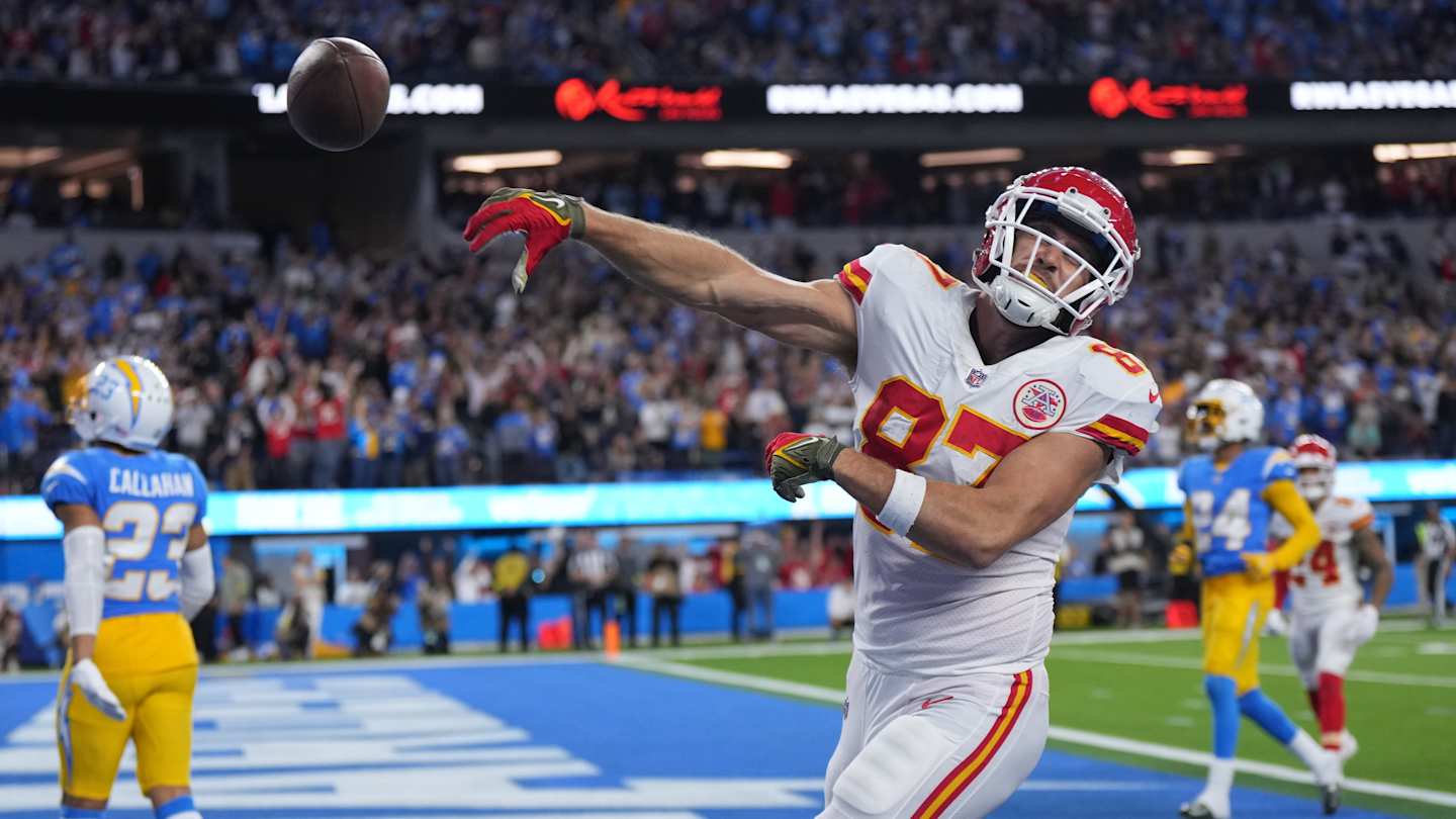 Chargers Rival Nears All-Time Receiving Yards Record Held by Legendary ...