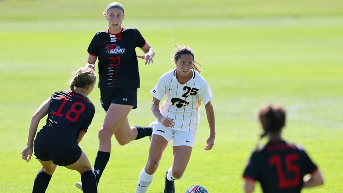 Iowa Hawkeye Athletics Week in Review - Sports Illustrated Iowa ...