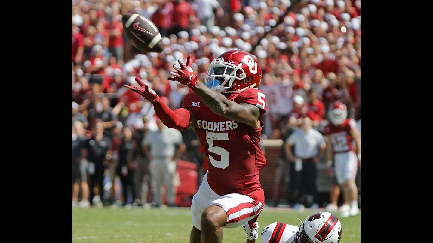 WATCH: Andrel Anthony Makes Impossible Catch on Deep Ball - Sports ...