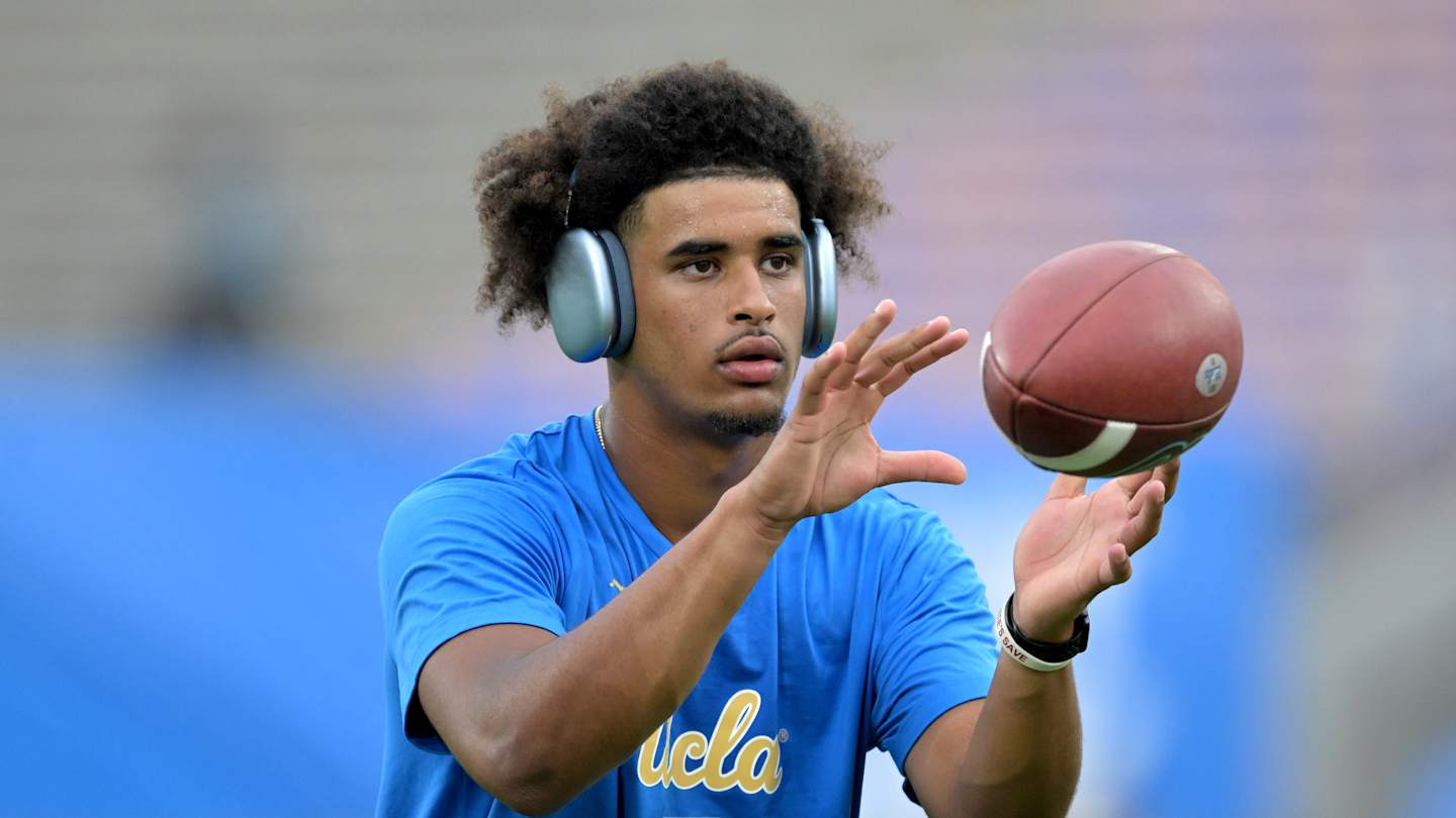 When Will Chip Kelly Make Dante Moore The Starting Quarterback For The ...