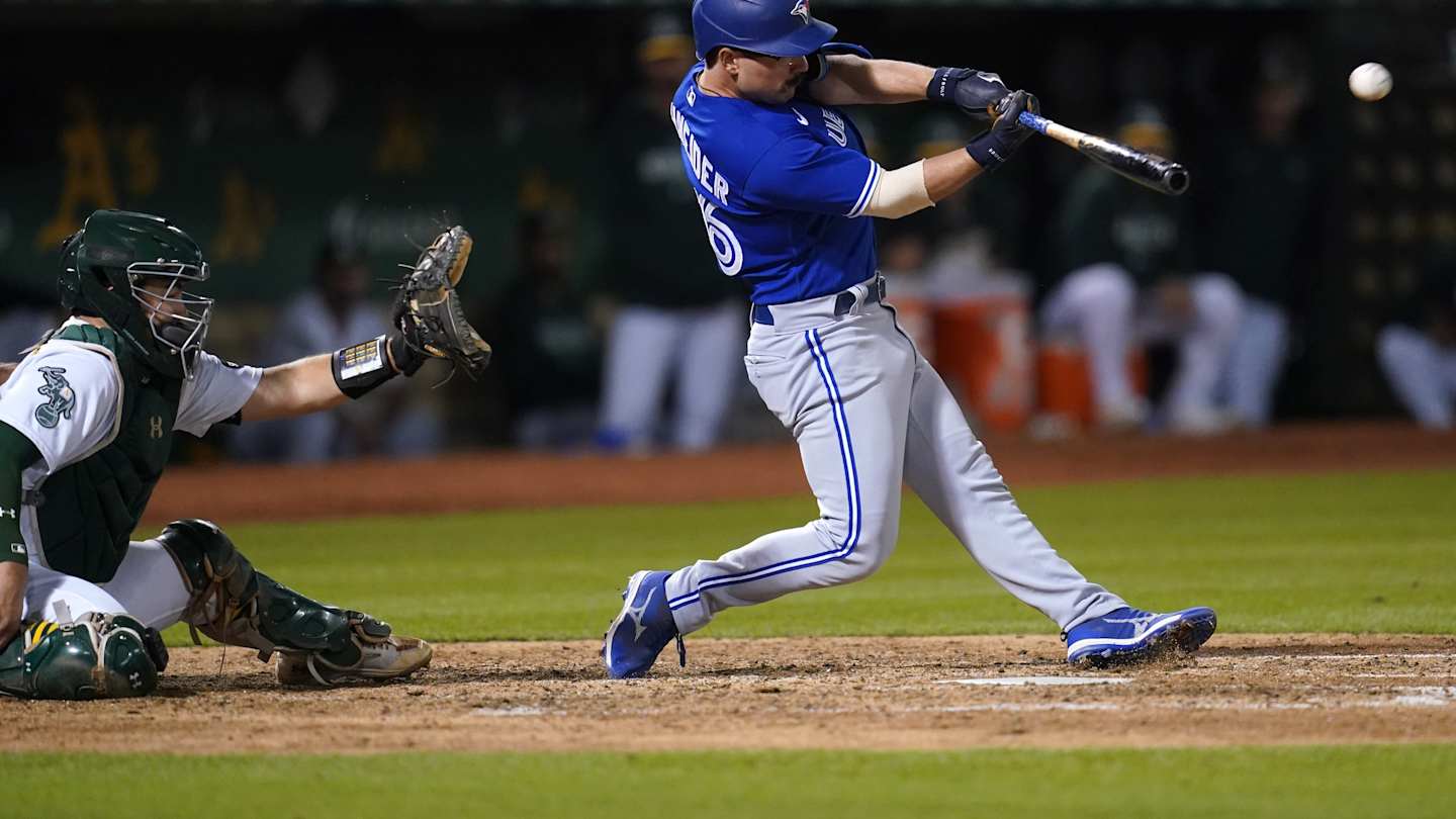 Toronto Blue Jays Rookie Making Way Up Baseball Record Books as He ...