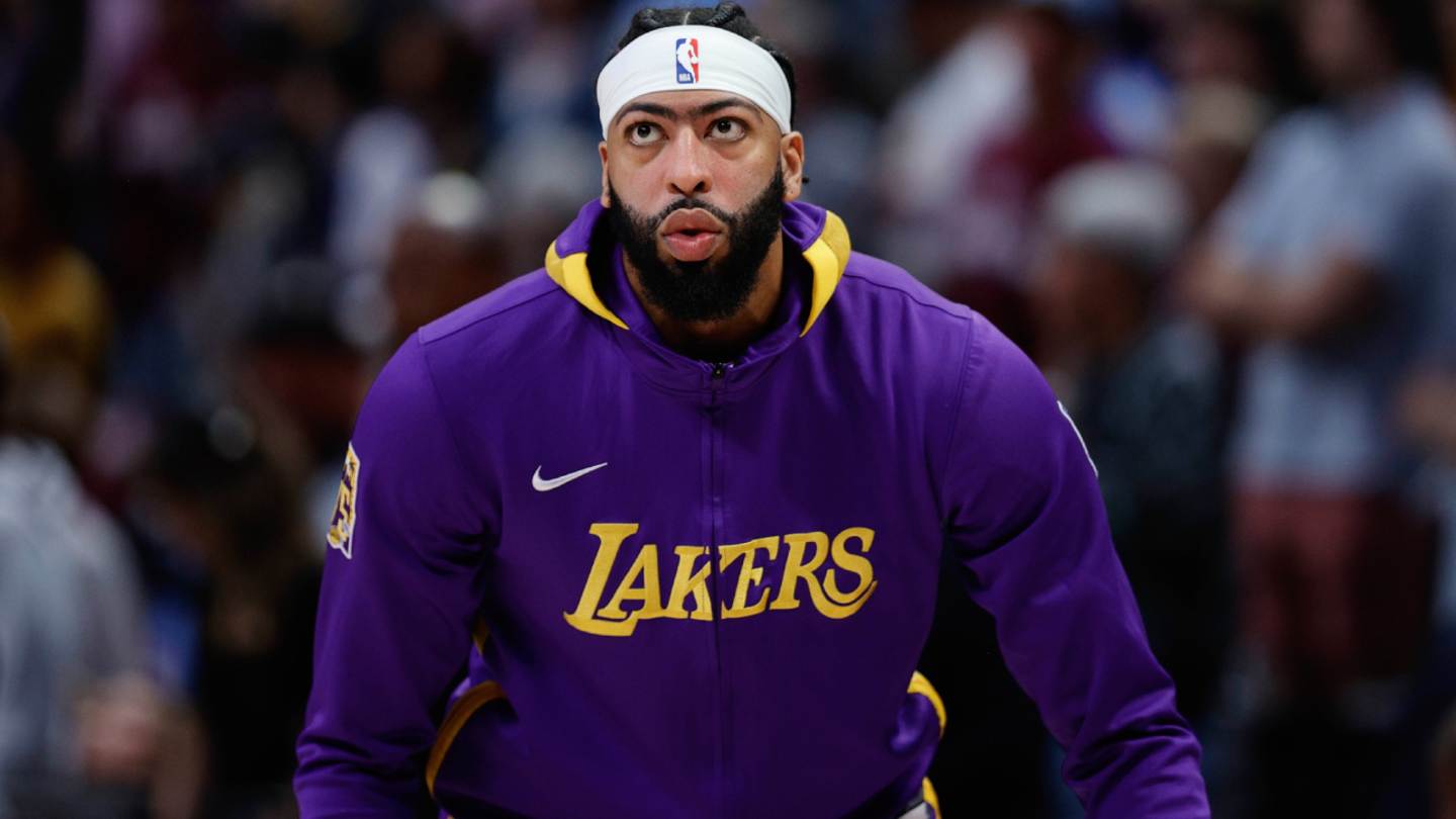 Anthony Davis Has Clear Request About What Position He Wants to Play ...