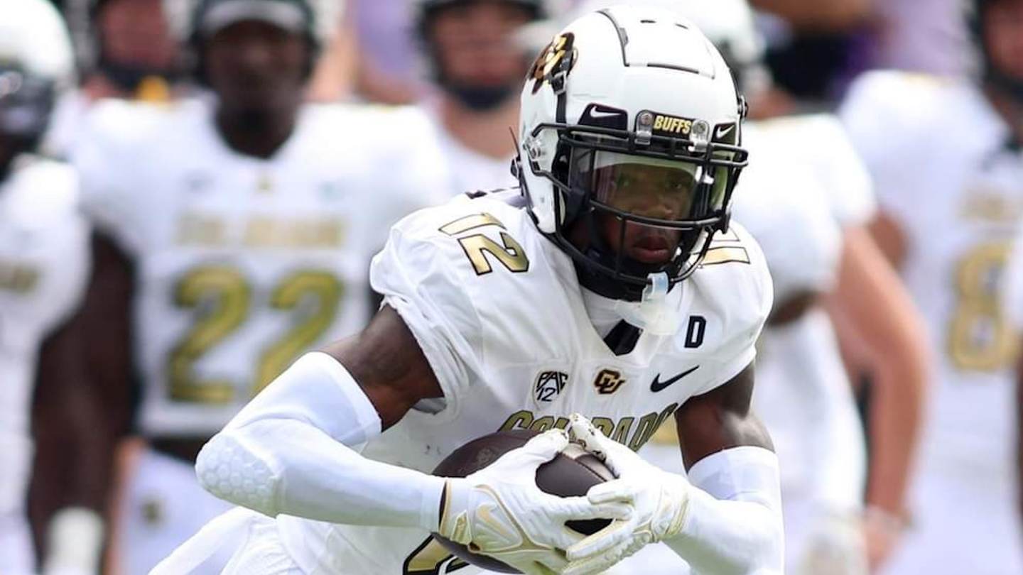 Colorado's Travis Hunter featured for limited edition trading cards ...