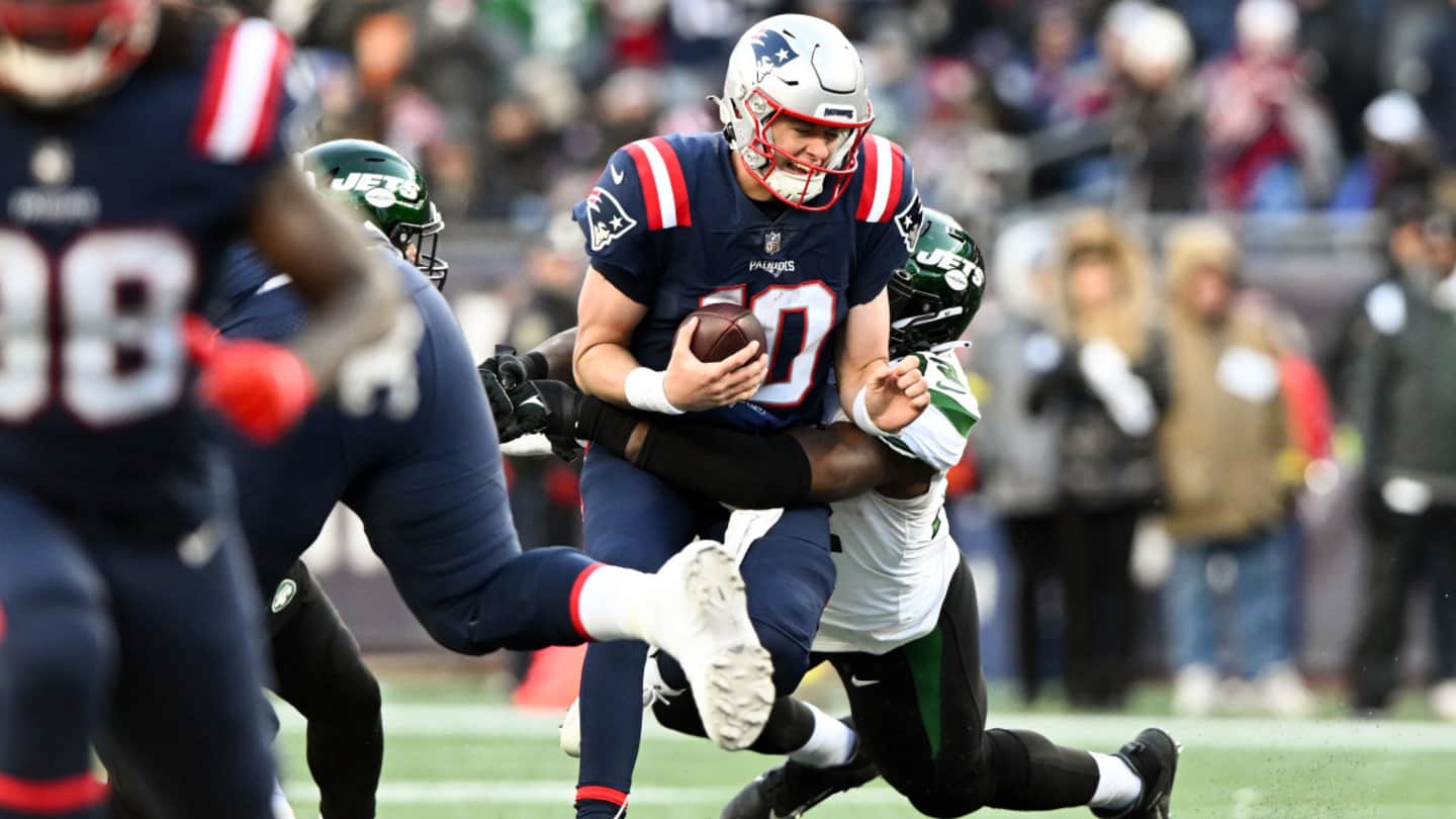 SI Lists Jets as Highly Likely to Land Week 18 Primetime Slot - Sports ...