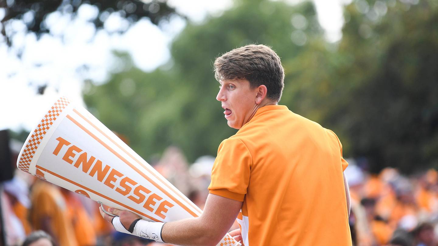 Tennessee Football Live Updates Against Austin Peay - Sports ...