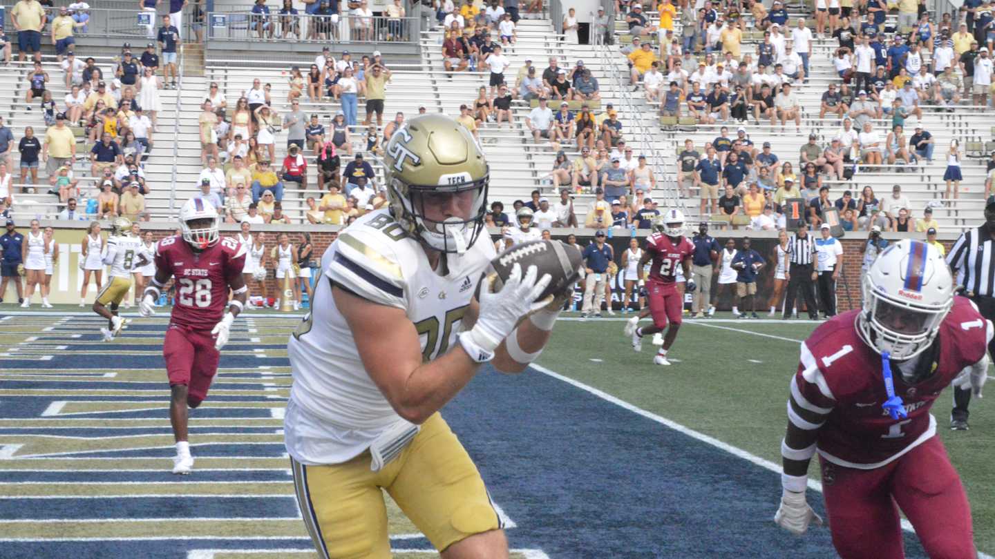 Georgia Tech Football Midseason Report Card: Tight End - Sports Illustrated Georgia Tech Yellow ...