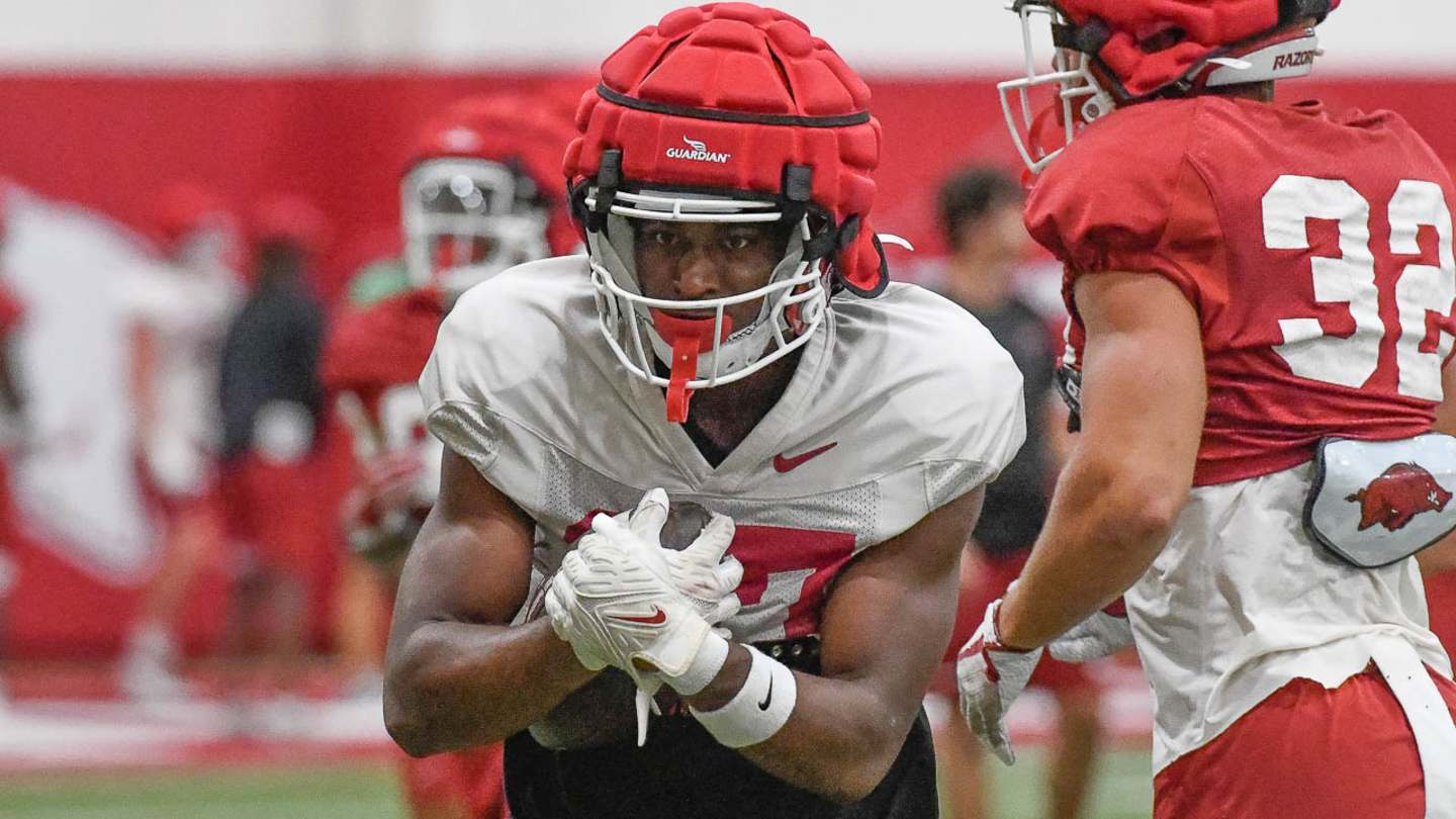 Bowling Green Transfer Still Looking for Role Among Receivers with Razorbacks - Sports ...