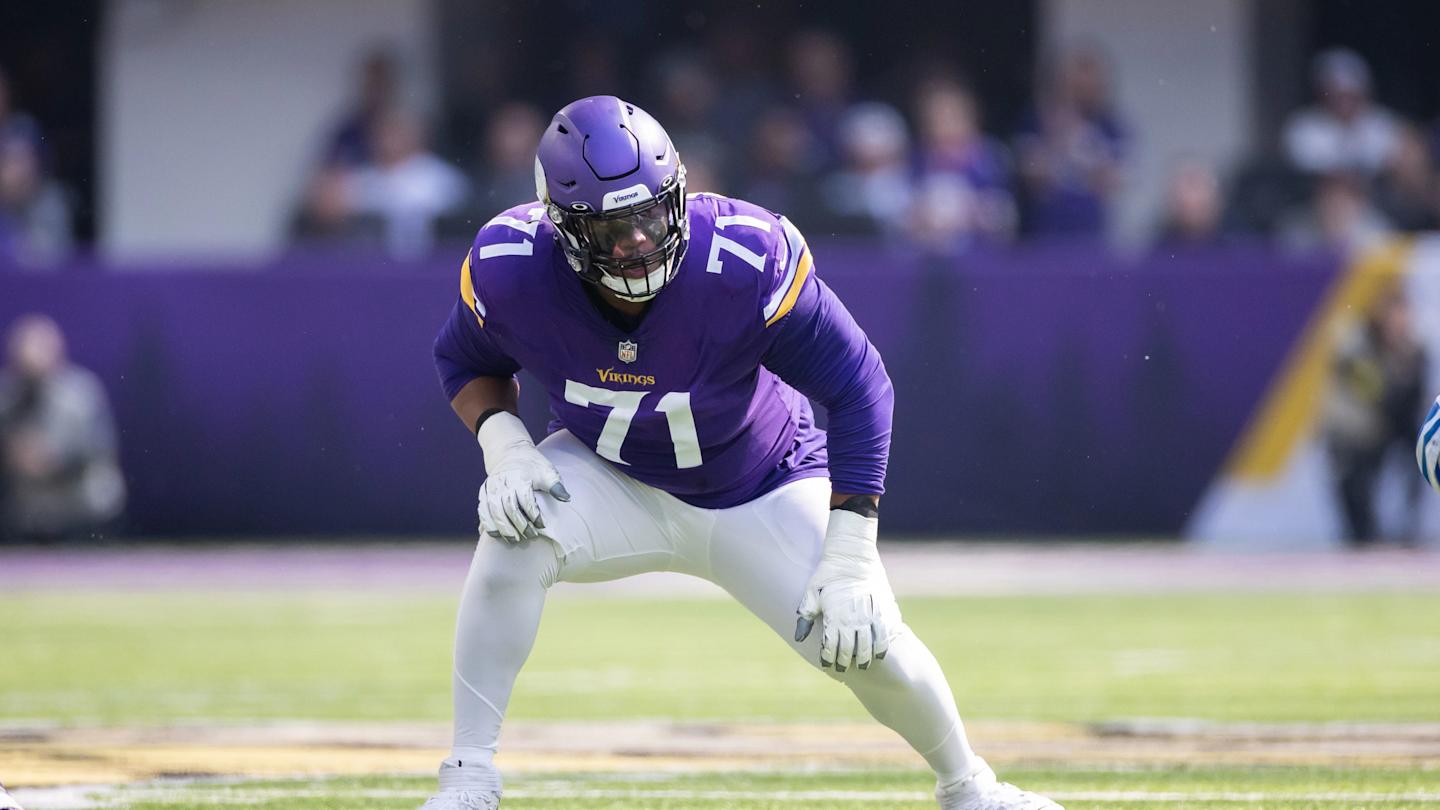 Vikings inactives: Christian Darrisaw active for Sunday's game vs. Lions - Sports Illustrated ...