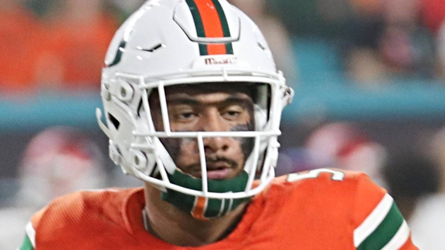 Miami Hurricanes Linebackers Playing Big-Time Football - All Hurricanes ...