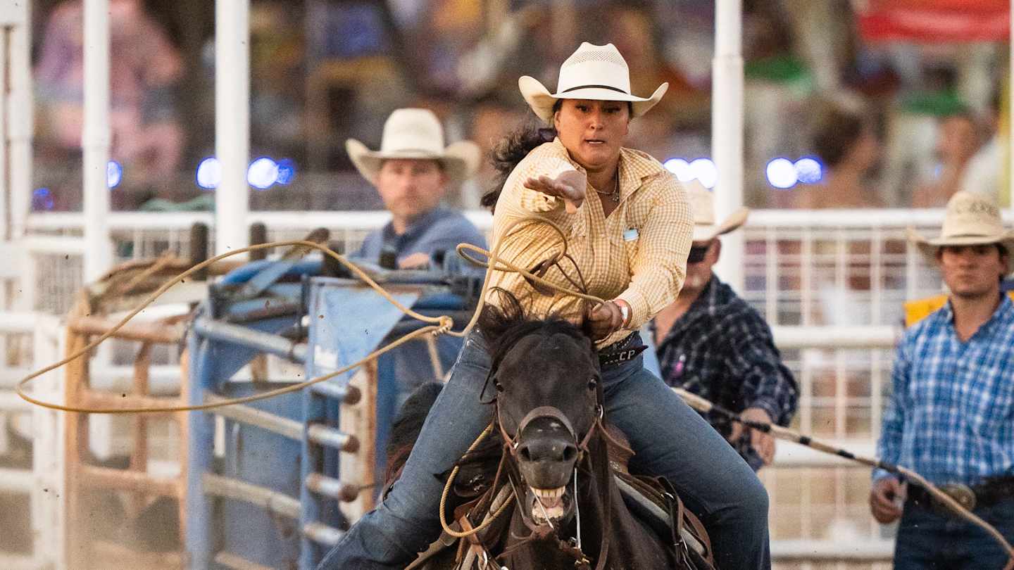 Top 12 WPRA Breakaway Ropers Solidify Their Spot in Short-Round at the ...