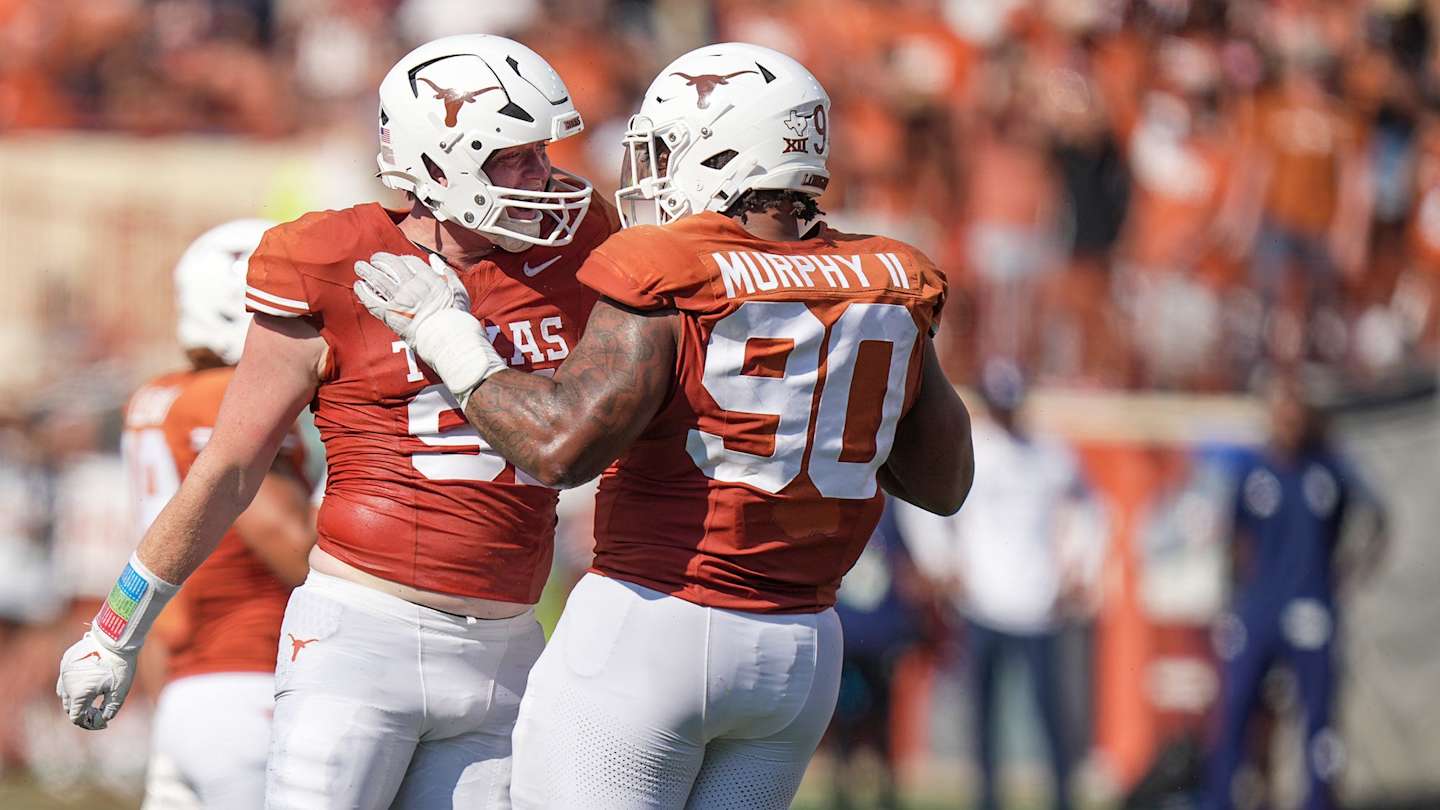 WATCH: Texas Longhorns DL Byron Murphy 'Switches' to Offense, Catches ...