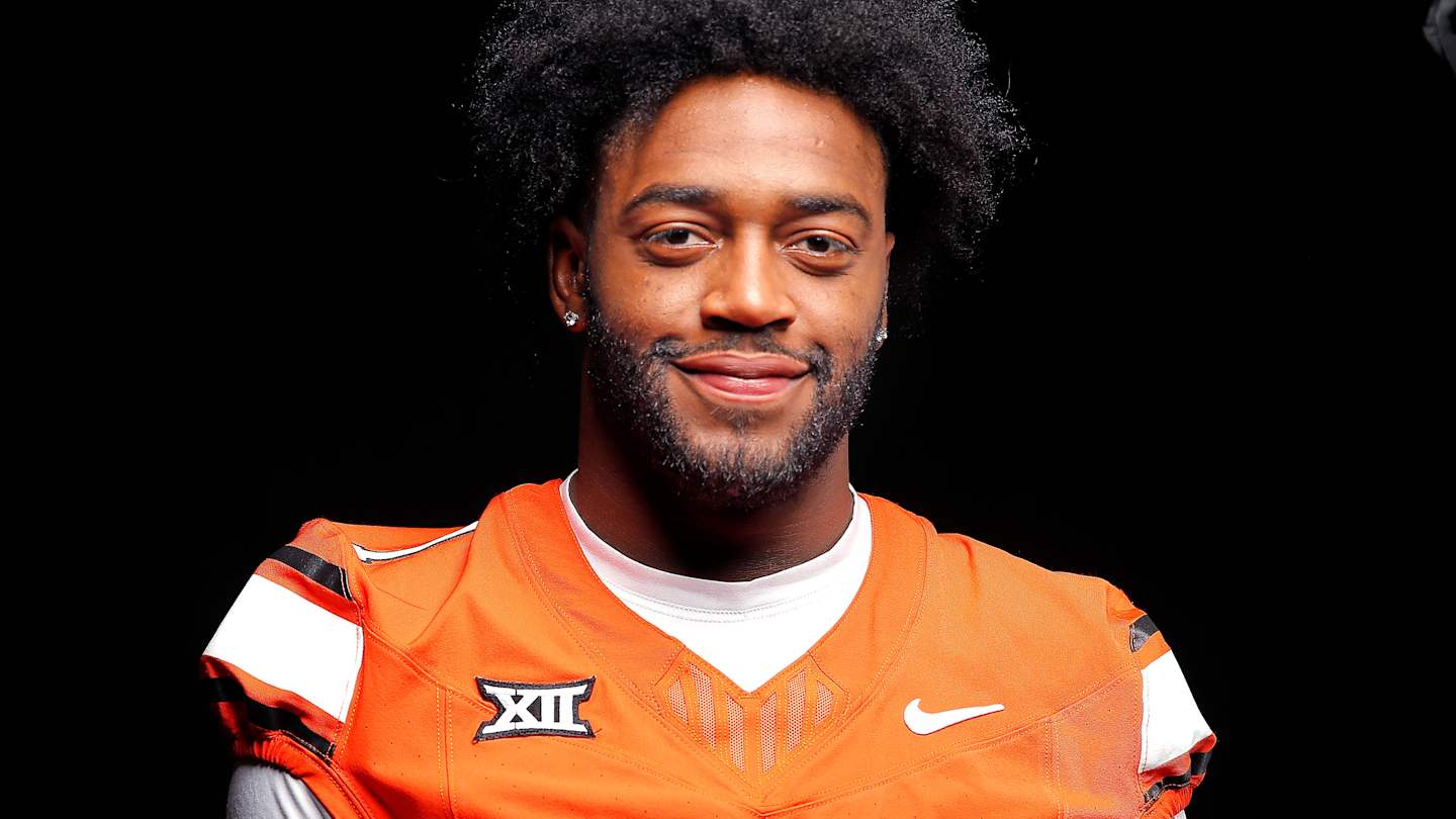 Oklahoma State Linebacker Shares Simple, Positive Message on Social ...