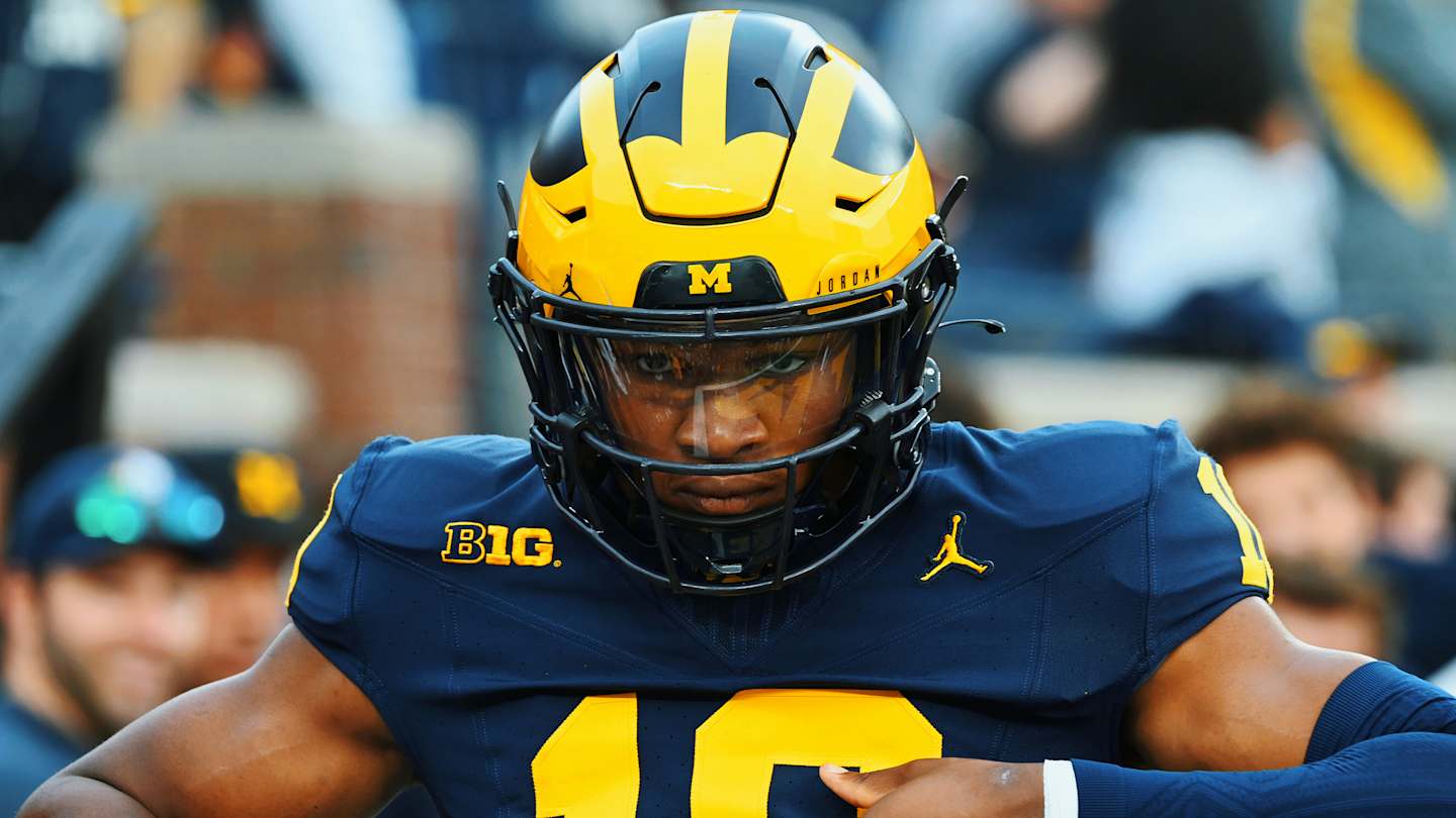 Robert Griffin III commentates Michigan football QB Alex Orji scoring a ...