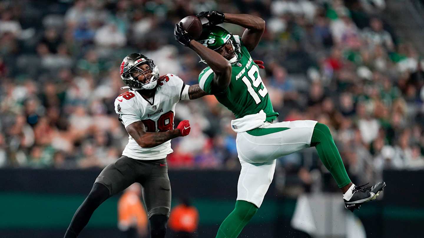 Jets' Mid-Week Practice Squad Move: Receiver In, Defensive Tackle Out ...