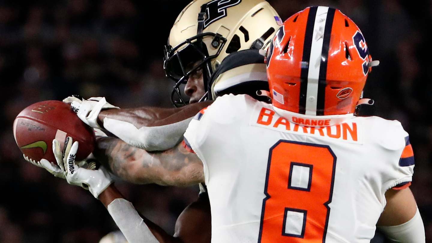 Familial Support Continues to Motivate Justin Barron - Sports Illustrated Syracuse Orange News ...