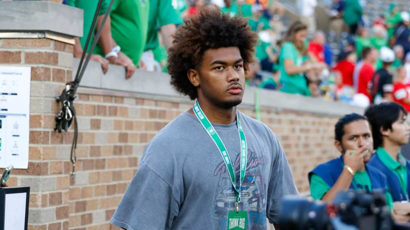 Notre Dame Makes Top Four List For Elite DE Christopher Burgess ...