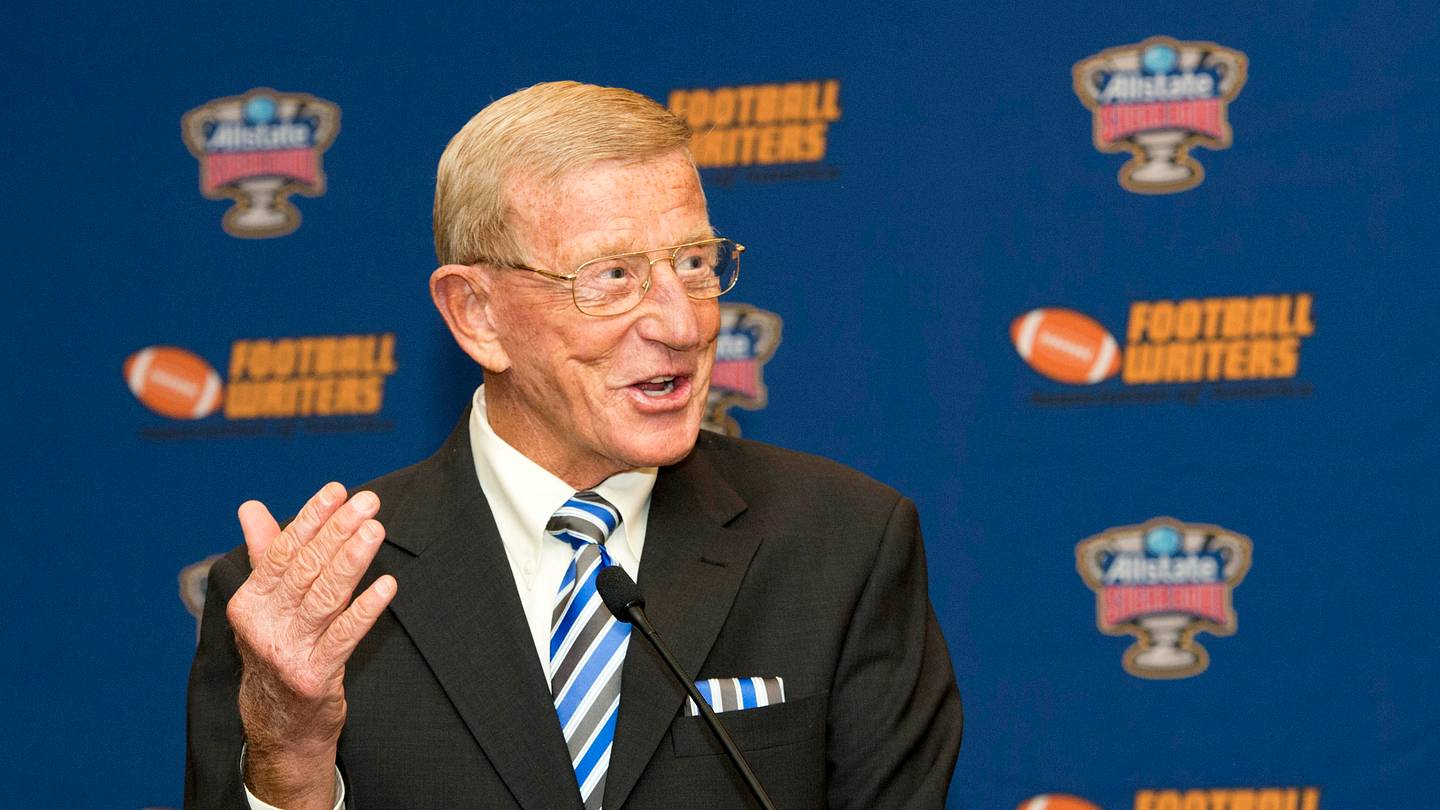 Lou Holtz Apologizes to Marcus Freeman but Doubles Down on Fiery ...