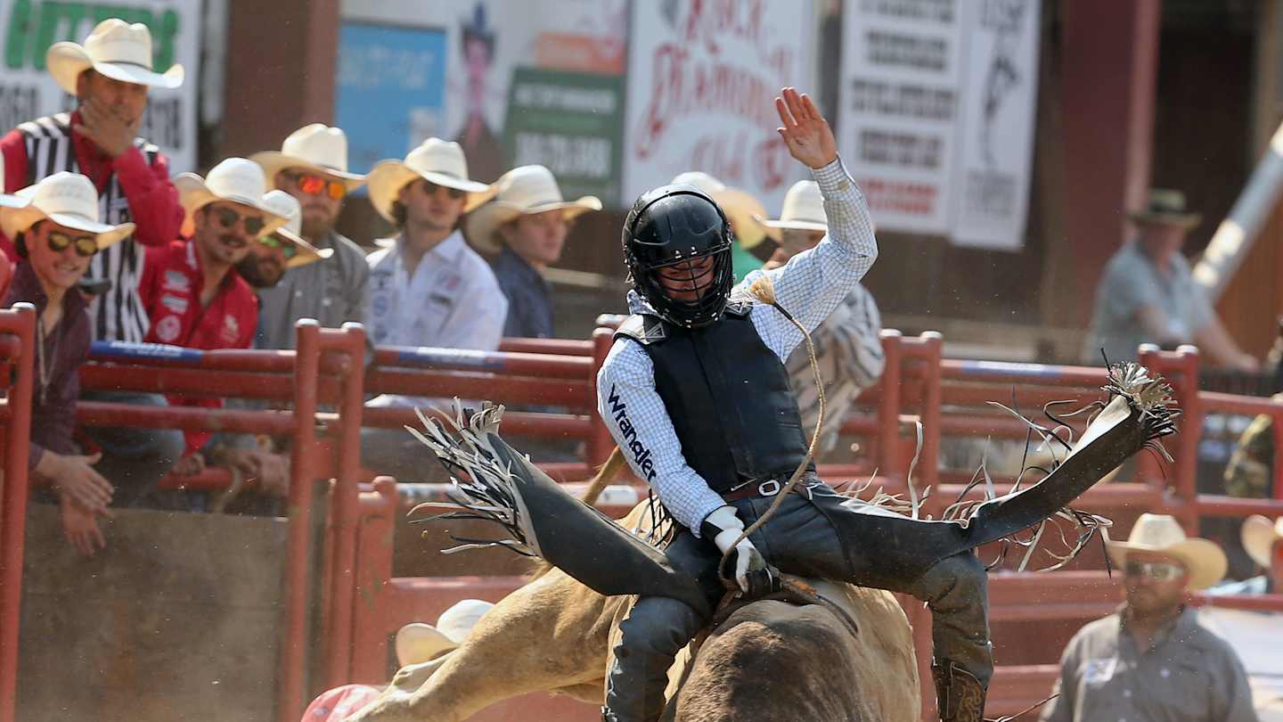 Trey Benton III makes final push to Wrangler National Finals Rodeo ...