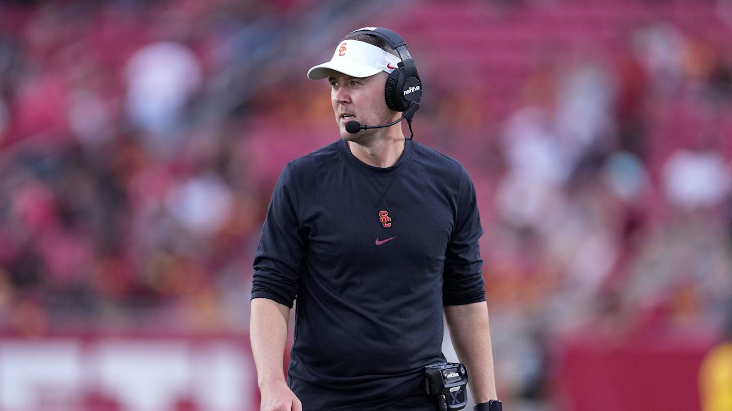 Lincoln Riley recognizes Deion Sanders as a strong leader despite never ...